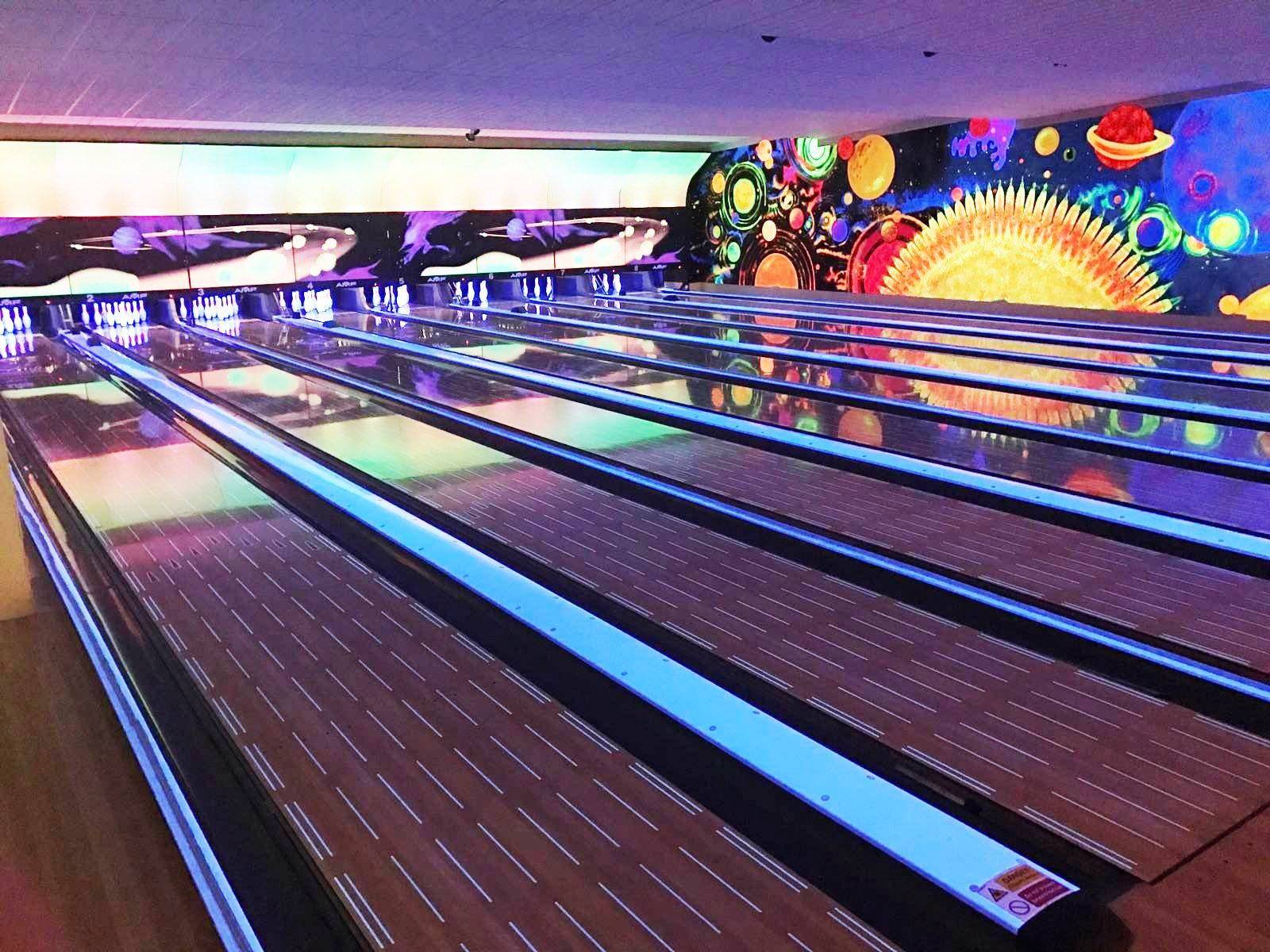 Ten Pin Bowling - Play2Day